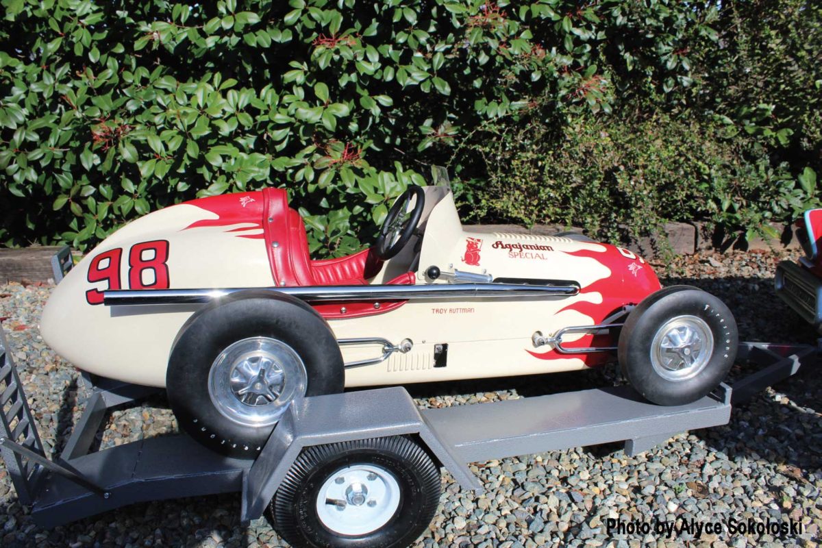 Cover Story: Mini Racing Team - Cruisin' News